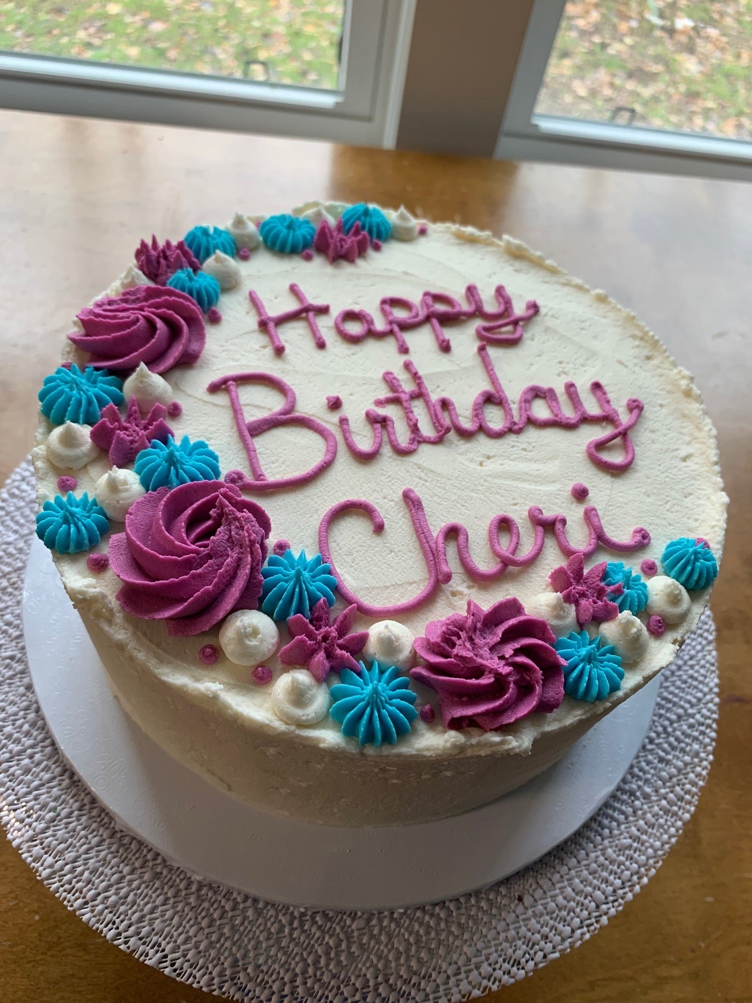 Round Layered Party Cakes 6 inch | The Sweets Geek